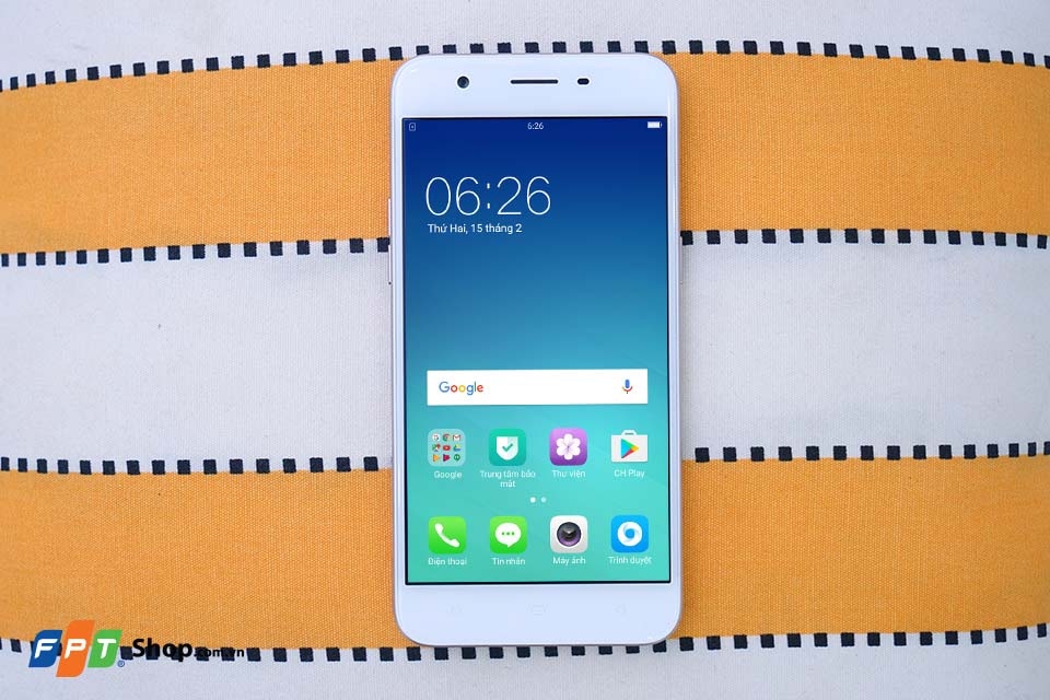 So sánh điện thoại OPPO A39 và Galaxy J5 Prime