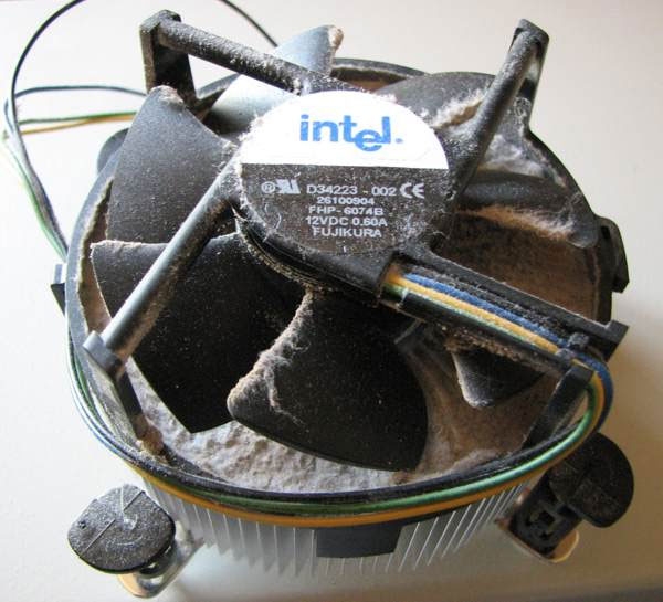 Cách dọn dẹp sạch sẽ chiếc PC thân yêu của bạn.