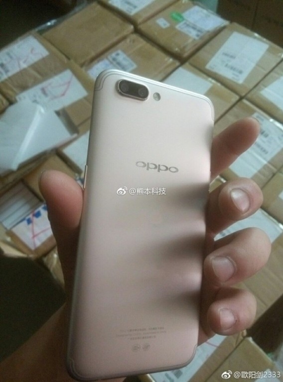 OPPO R11 và OPPO R11 Plus lộ ảnh cận cảnh mặt sau