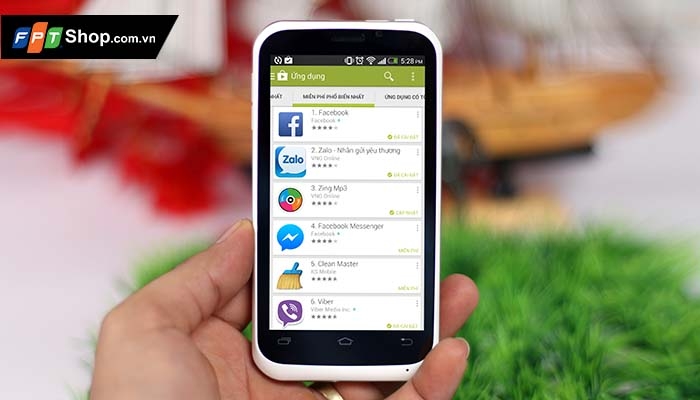 So sánh điện thoại FPT Life 4.7 và FPT F51