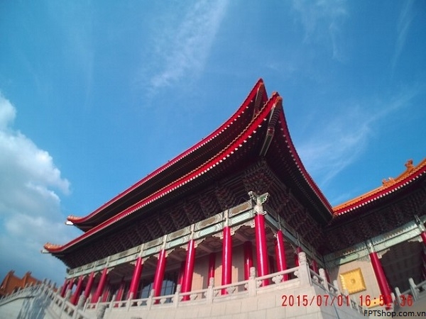 Máy quay mini WearWise nơi lưu dấu cuộc sống thú vị