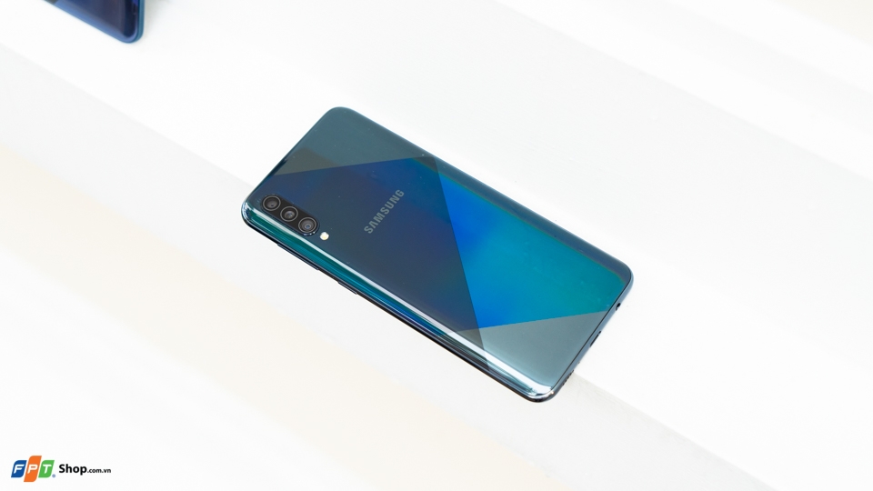 Đánh giá chi tiết Samsung Galaxy A50s