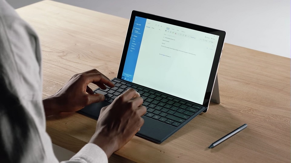 Surface Pro 7 lộ diện cấu hình với chip Intel