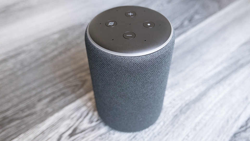 Tất tần tật về Echo Plus 2, loa thông minh cao cấp từ Amazon