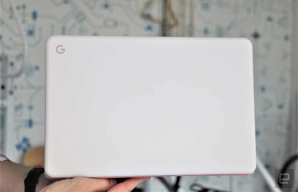 Trên tay Pixelbook Go: Chromebook giá cả phải chăng của Google