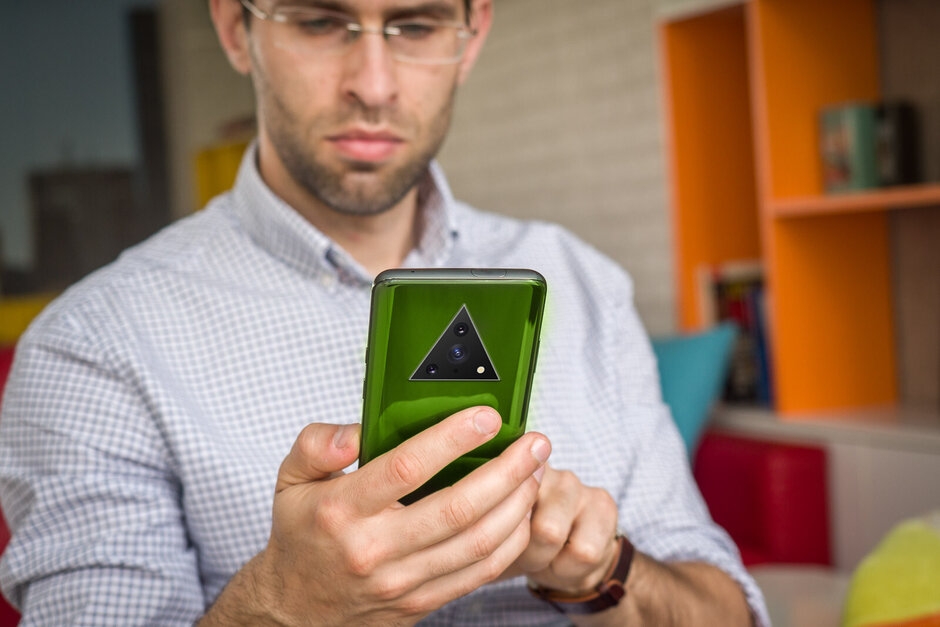 Đâu sẽ là thiết kế của camera phone trong tương lai