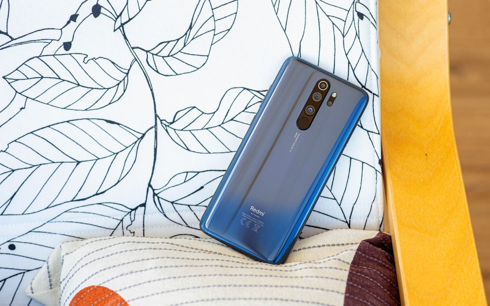 Thiết kế Redmi Note 8 Pro: máy nặng đầm tay, đẹp, ngầu
