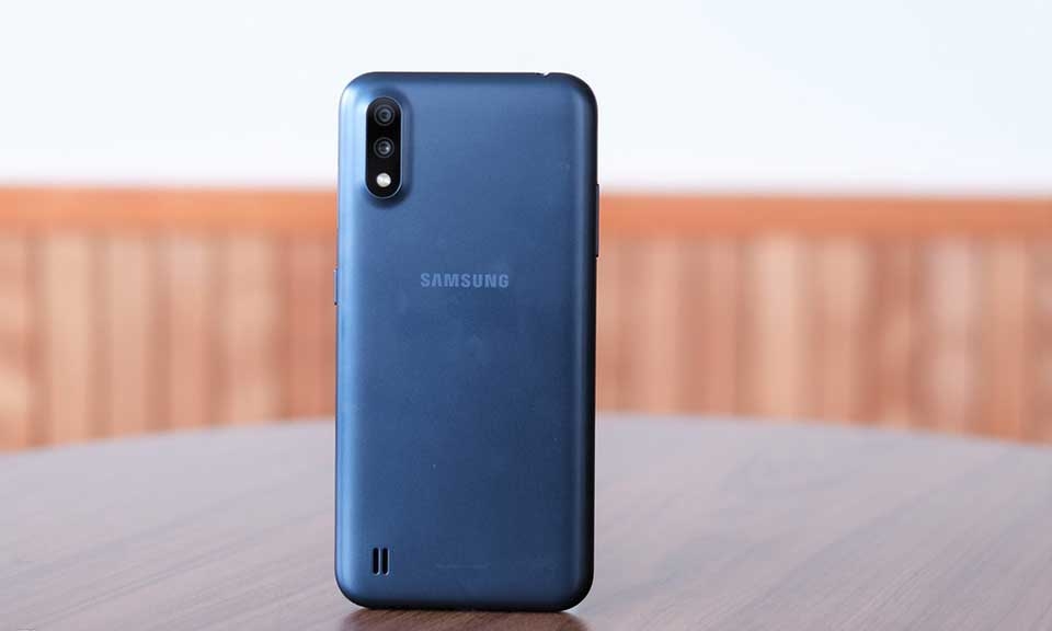 Vì sao Samsung Galaxy A01 lại "ngon, bổ và rẻ"?