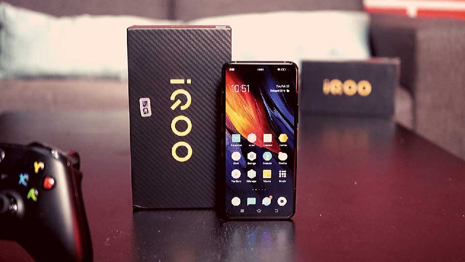 Trên tay Vivo iQOO 3: 5G, Snapdragon 865, 12GB RAM và 4 camera