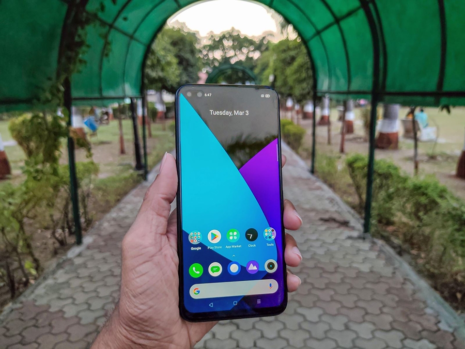 So sánh Realme 6 với Realme 6i và Realme 6 Pro