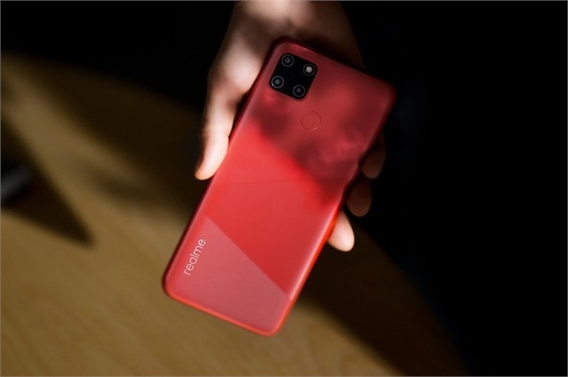 Đây là 4 tính năng ấn tượng trên Realme C12 vừa ra mắt