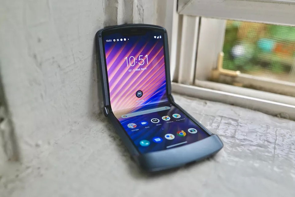 Trên tay Motorola Razr 5G: Khắc phục nhược điểm từ Razr 2019