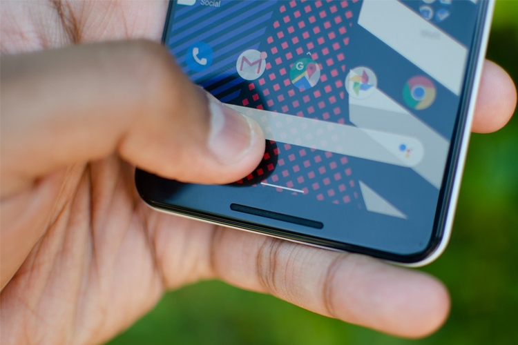 Google xác nhận Overscan không còn trên Android 11