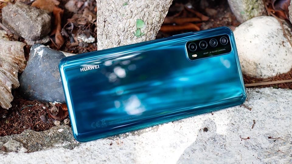 Trên tay Huawei Y7a: Kirin 710A, 4 camera 48MP, pin 5000 mAh