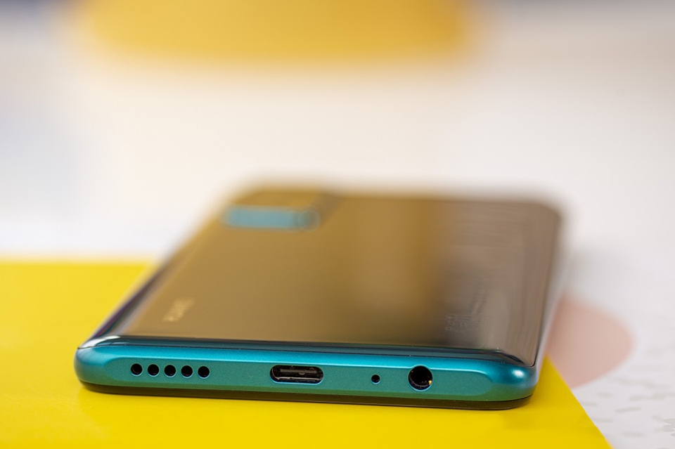 Trên tay Huawei Y7a: Kirin 710A, 4 camera 48MP, pin 5000 mAh