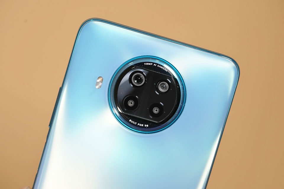 Trên tay Redmi Note 9 Pro 5G: Mạnh mẽ, màn 120Hz, 4 camera 108MP