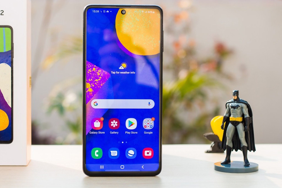 Trên tay Samsung Galaxy F62 với pin 7.000mAh, giá từ 7.6 triệu