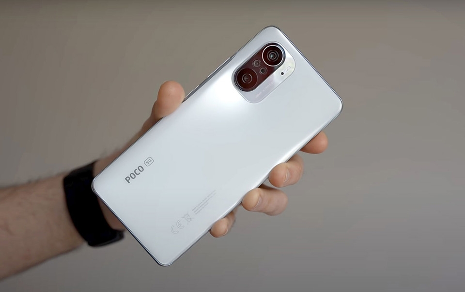 Trên tay POCO F3: Rất cao cấp nhưng cũng rất phải chăng