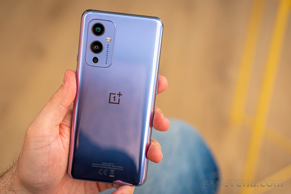 Trên tay OnePlus 9: Khắc phục được điểm yếu từ thế hệ trước