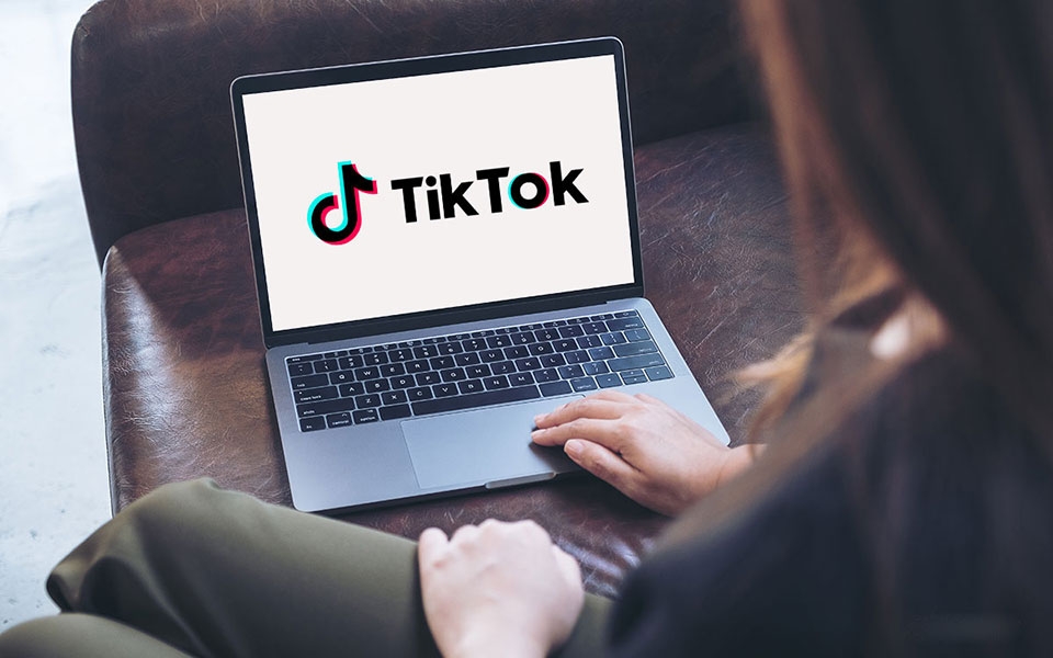 Tải video lên TikTok web từ máy tính nhanh chóng và đơn giản