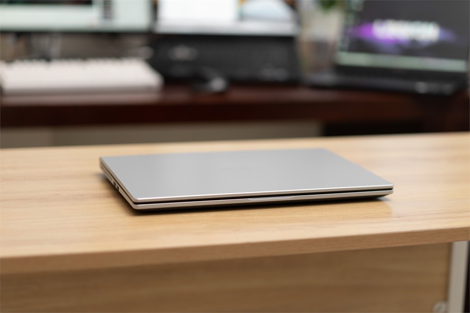 Đánh giá ASUS VivoBook X415: Dòng laptop 14 inch nhỏ gọn, giá rẻ
