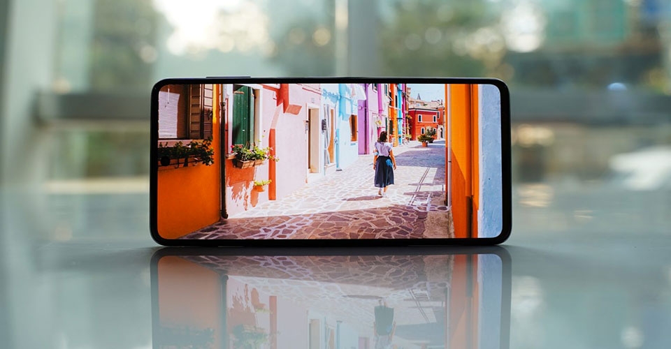 Trên tay Samsung Galaxy M52 5G: Lựa chọn tốt trong phân khúc