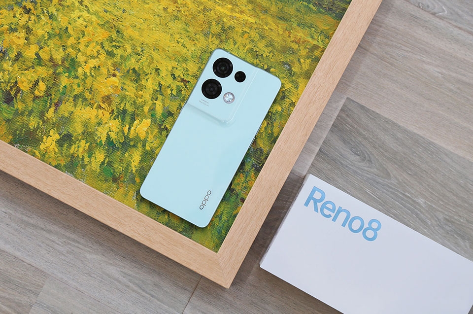 Trên tay OPPO Reno8 Pro+: Dimensity 8100-MAX, thiết kế ấn tượng