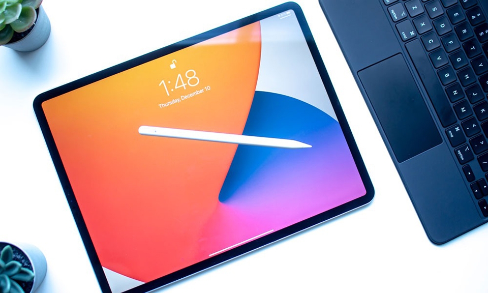 iPad 16 inch tuyệt vời, nhưng có thể quá đắt đối với người dùng