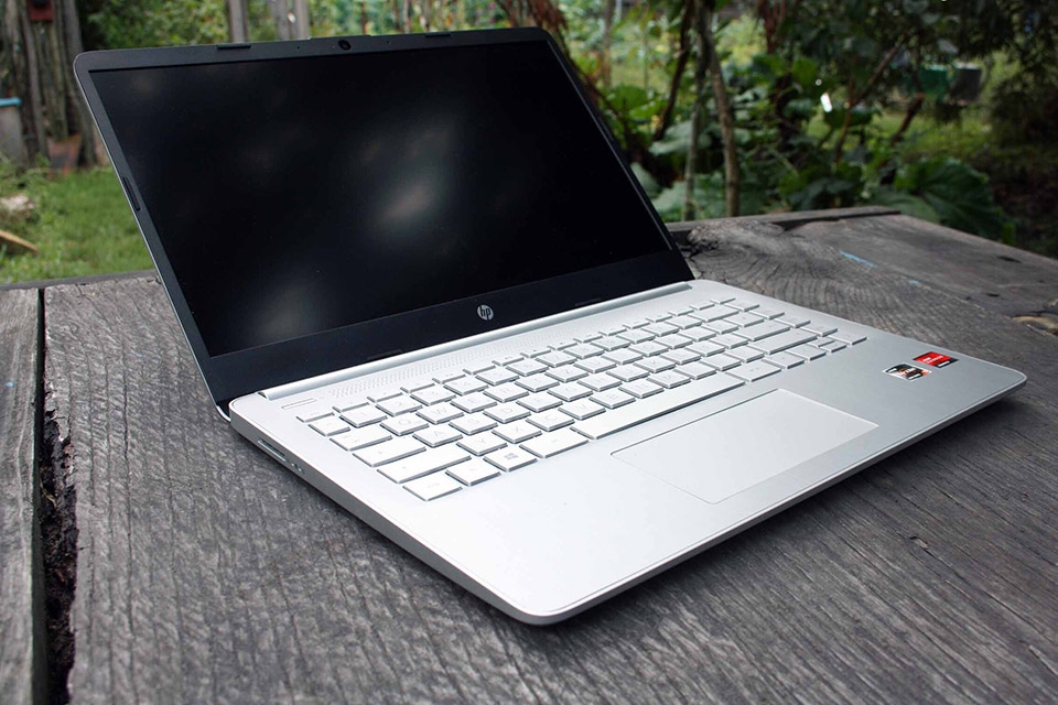 AMD Ryzen 3 5300U là gì? Gợi ý 3 laptop nổi bật