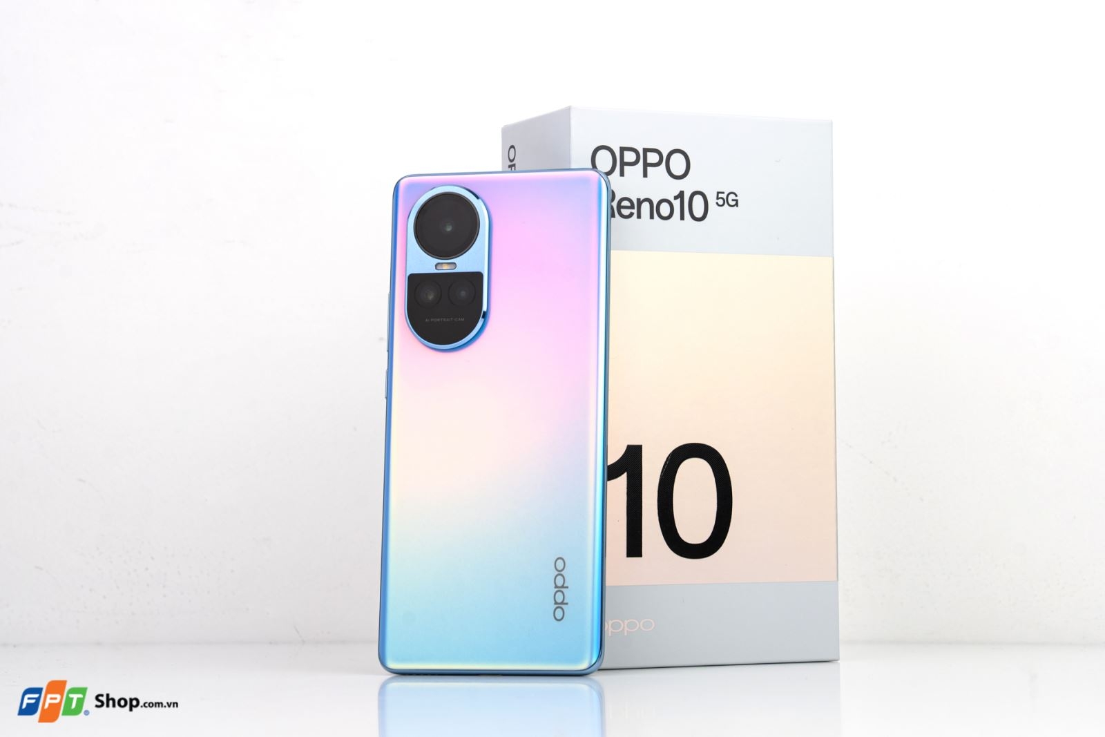 Trên tay OPPO Reno10 5G tại VN: Camera tele 32MP, sạc nhanh 67W