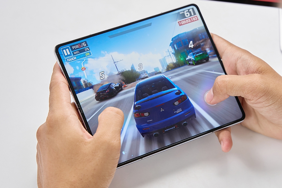 Trải nghiệm game trên Galaxy Z Fold5: Liệu có chiến game tốt?