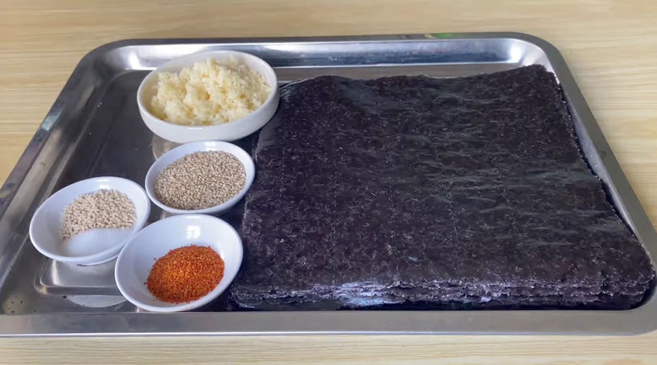 Cách làm rong biển sấy bằng nồi chiên không dầu giòn ngon