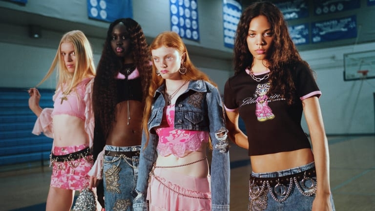 Y2K L Style G T t T t V C ch Ph i Y2K Chu n X n