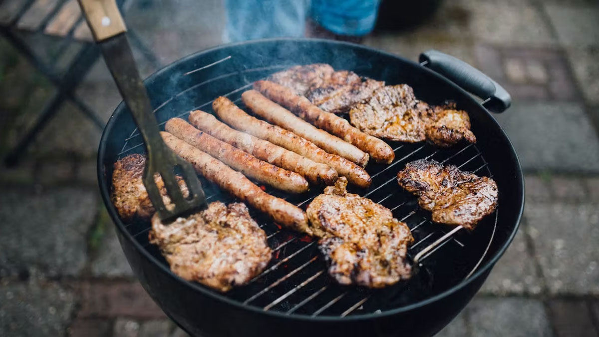 BBQ là gì, nguồn gốc từ đâu? Các cách tự làm BBQ tại nhà