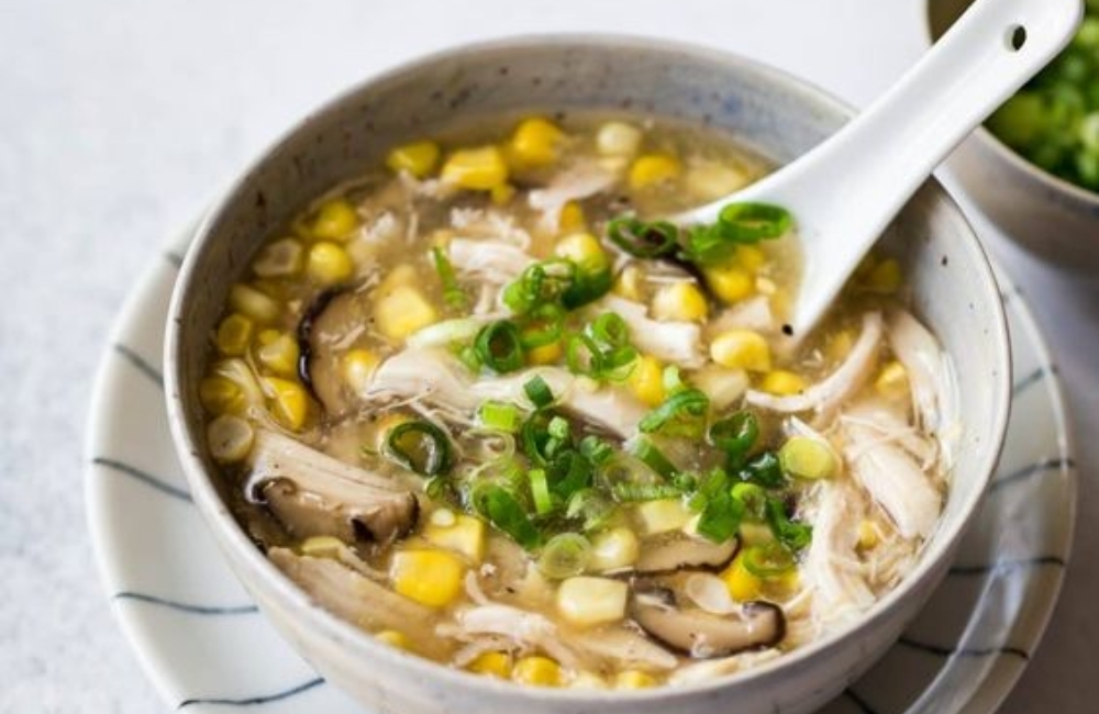 Hướng dẫn cách làm súp gà bổ dưỡng, thơm ngon như ở nhà hàng