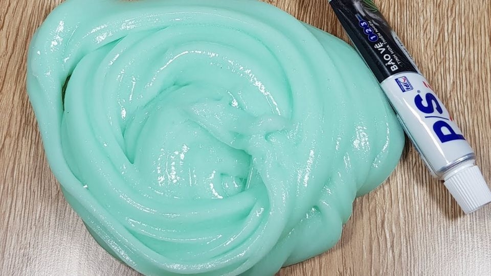 Cách làm slime đơn giản từ những nguyên liệu dễ tìm kiếm tại nhà