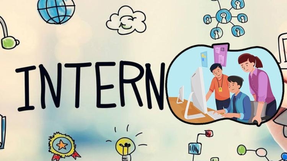 Fresher và intern là gì? Phân biệt thuật ngữ fresher và intern