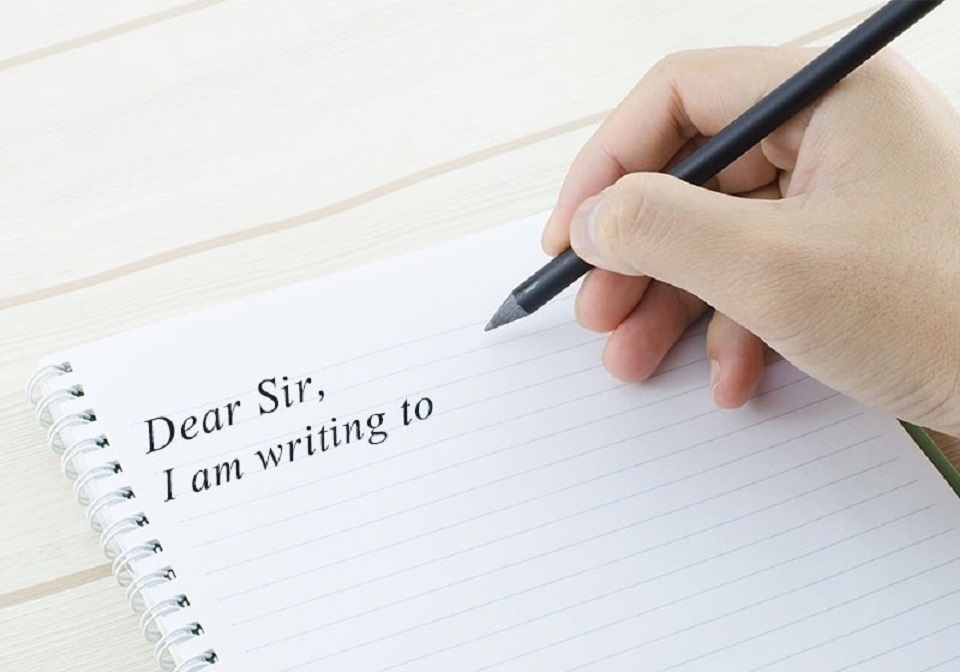 Mrs là gì? Các danh xưng Mrs, Mr, Ms, Miss, Sir, Madam