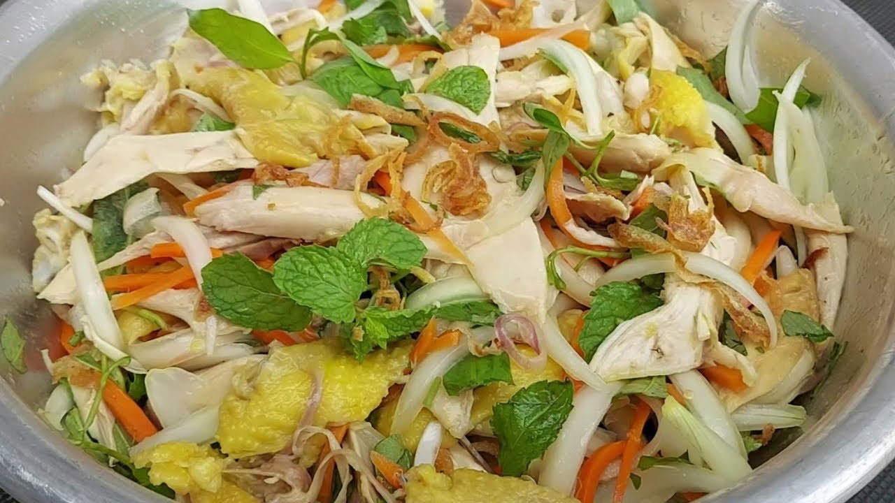 Gỏi gà rau răm chua ngọt ngon hết ý với cách làm cực đơn giản