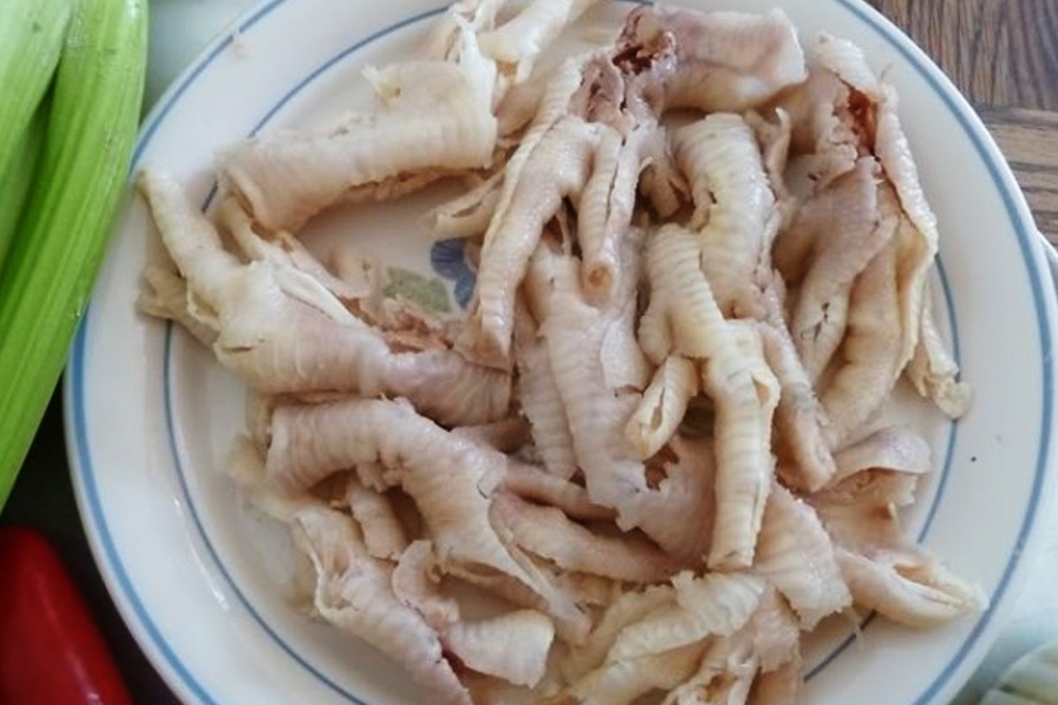 4 cách làm gỏi chân gà rút xương giòn ngon đã đời, ai cũng mê
