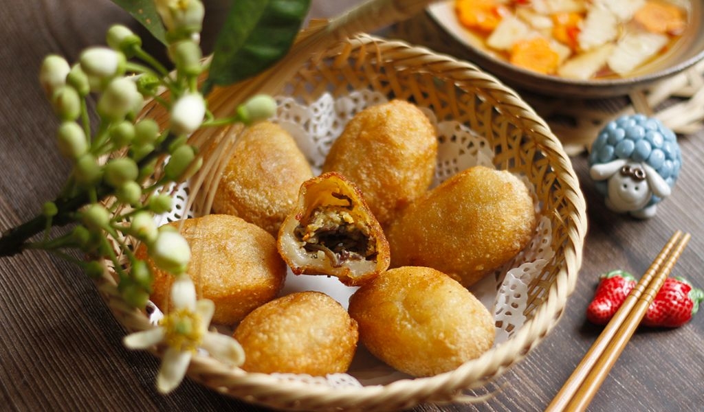 Hướng dẫn làm bánh rán mặn thơm ngon, giòn tan, đơn giản