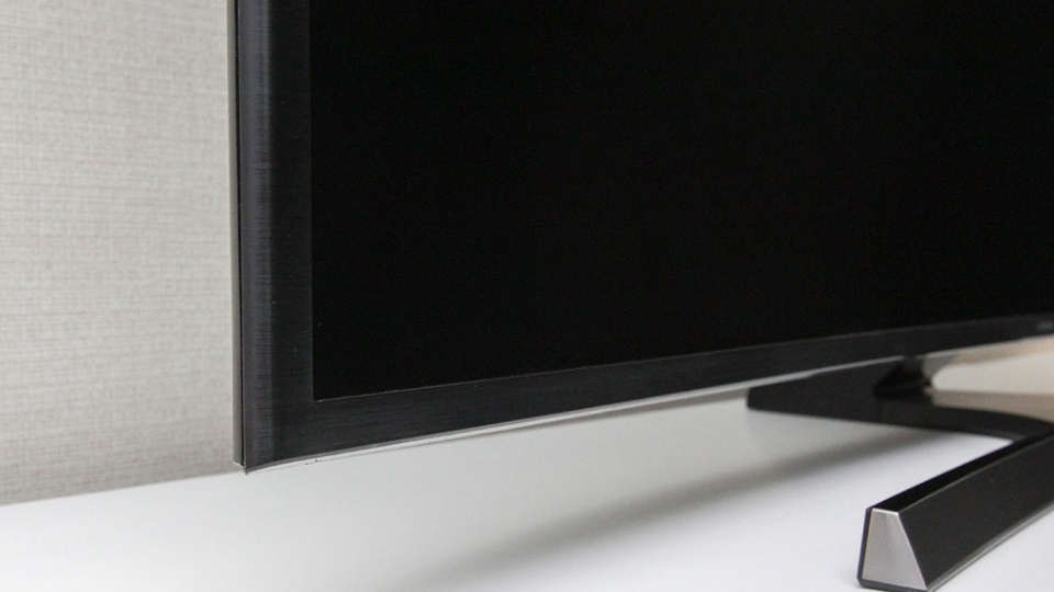 Top 5 tivi Samsung màn hình cong mà bạn nên mua