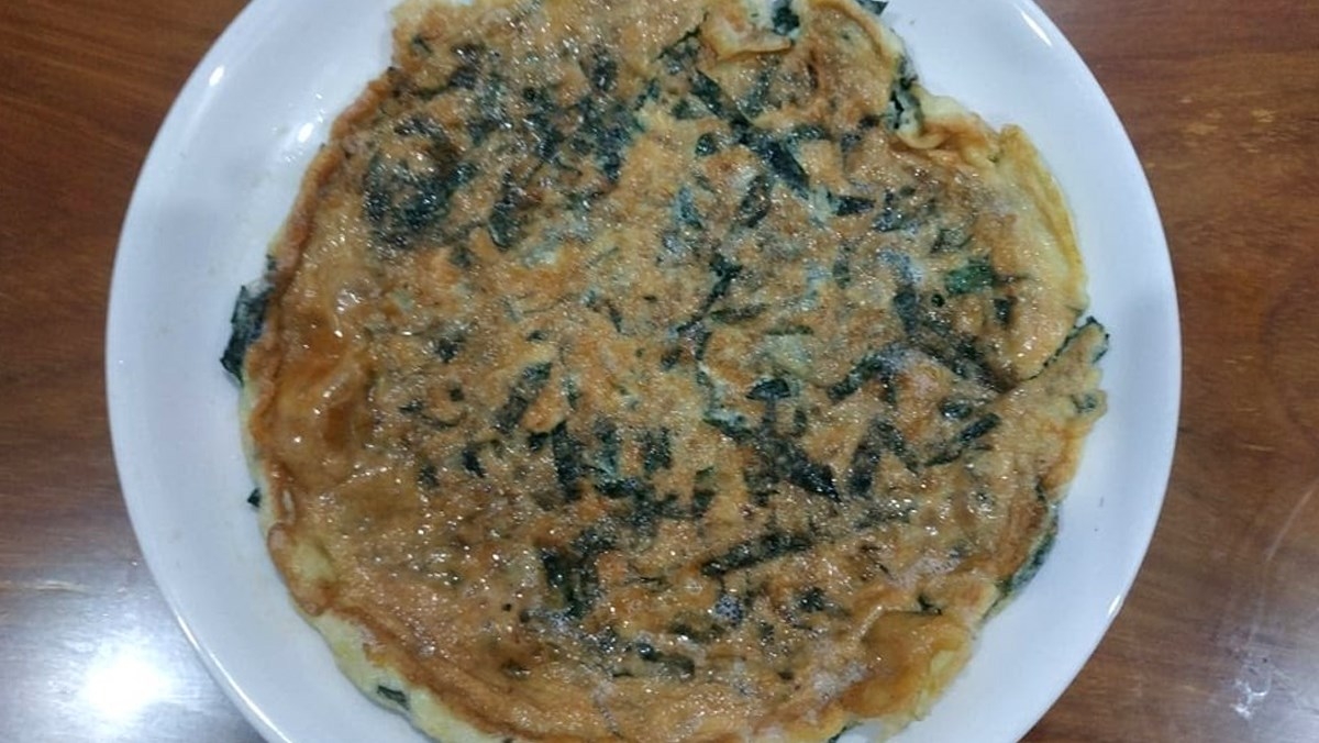 Thổi bùng vị ngon với món trứng rán lá lốt thơm ngon, bổ dưỡng