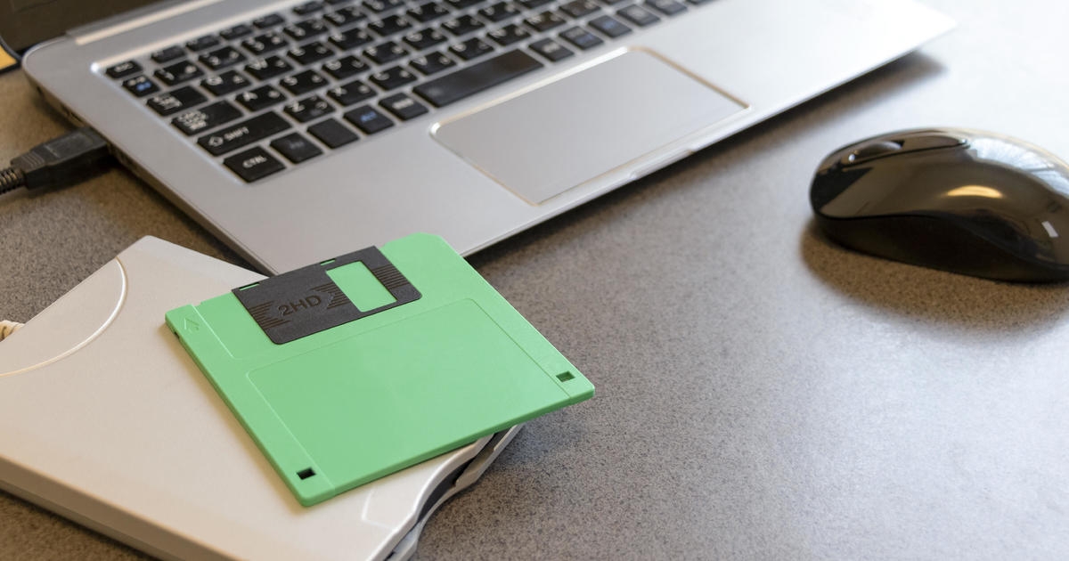 Đĩa mềm: Từ phương tiện lưu trữ đến món đồ cổ gợi nhớ một thời kỳ