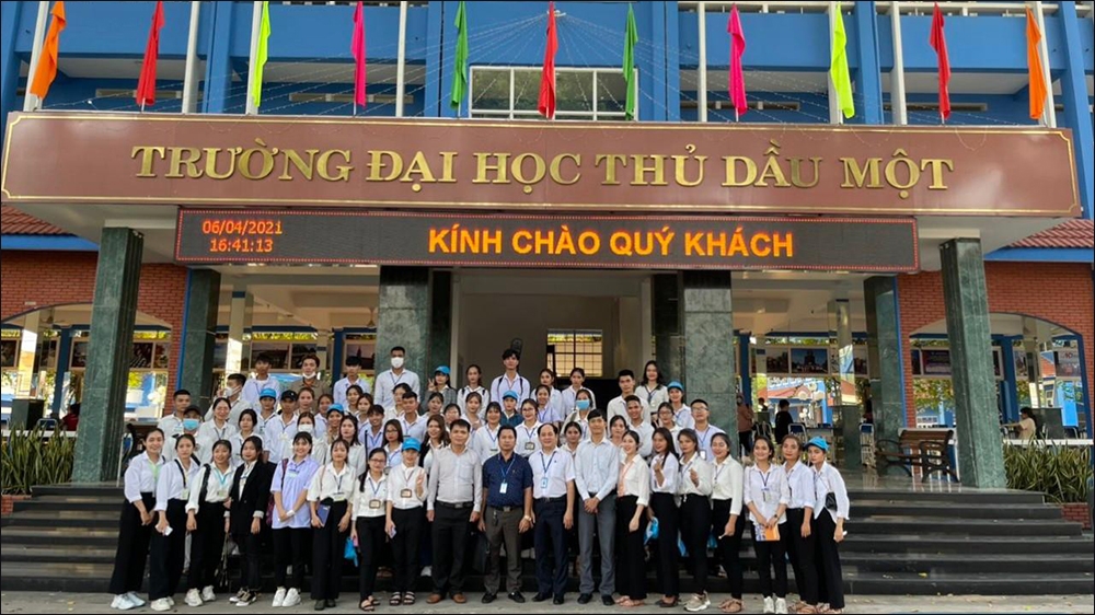 Khối D15 gồm những môn nào? Những ngành học có thể xét tuyển