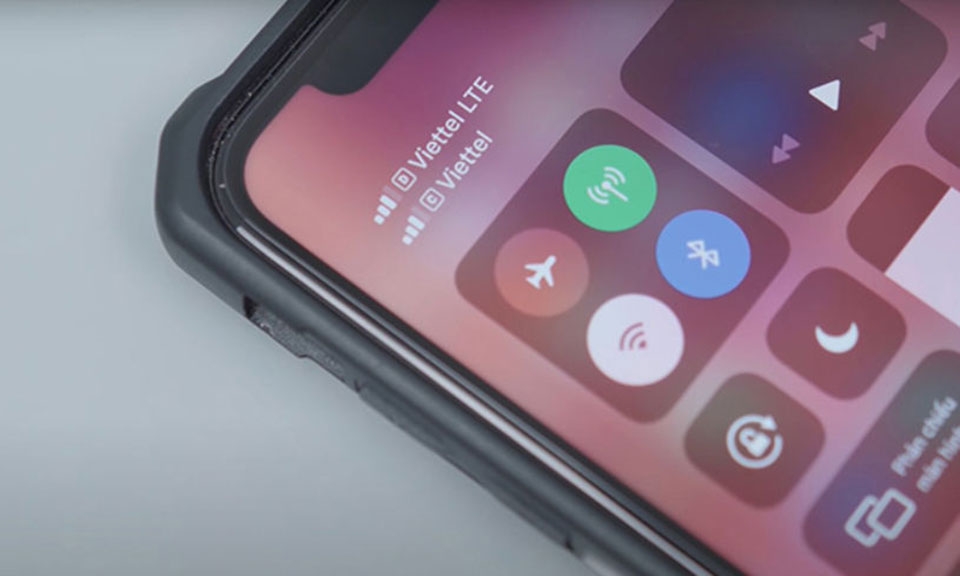 iPhone 11 mấy SIM? Có hỗ trợ mạng 5G không? Giá bán bao nhiêu?