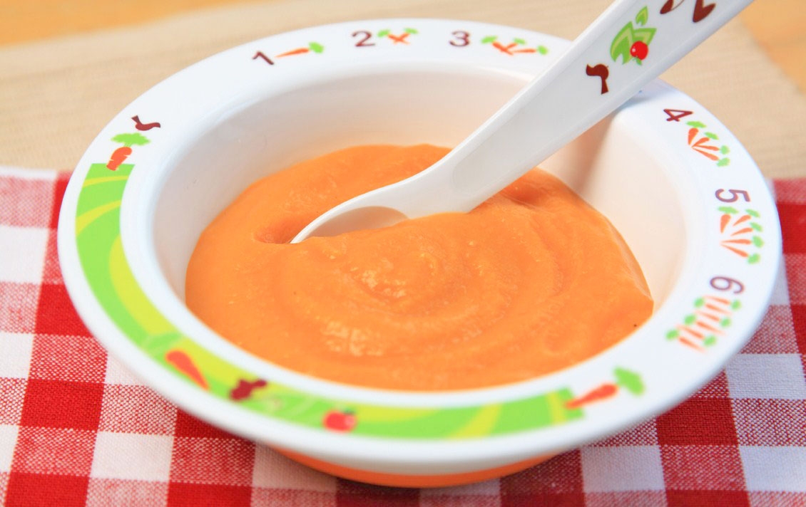 Nấu cháo cà chua cho bé theo cách này đảm bảo thơm ngon, đơn giản