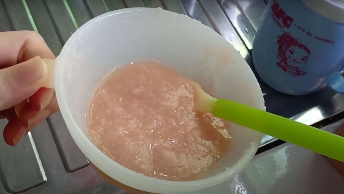 Nấu cháo cà chua cho bé theo cách này đảm bảo thơm ngon, đơn giản