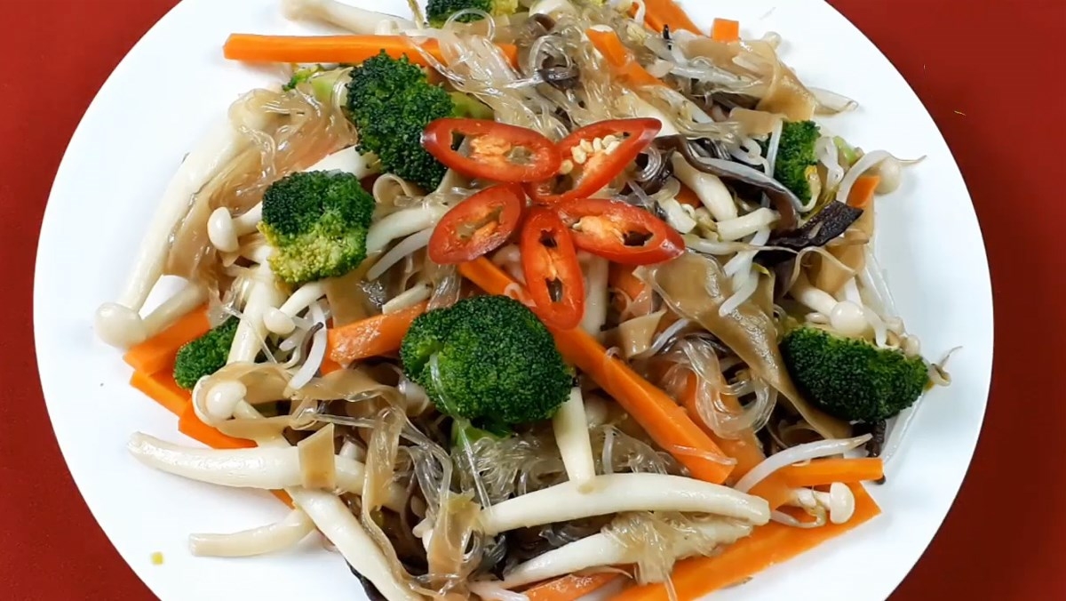 2 cách làm miến xào rau củ thơm ngon, cực đơn giản tại nhà