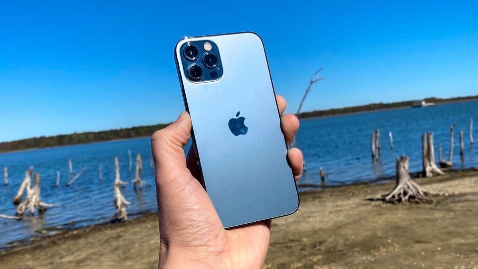 Thông tin về dung lượng pin iPhone 12 Pro và mẹo sử dụng bền bỉ
